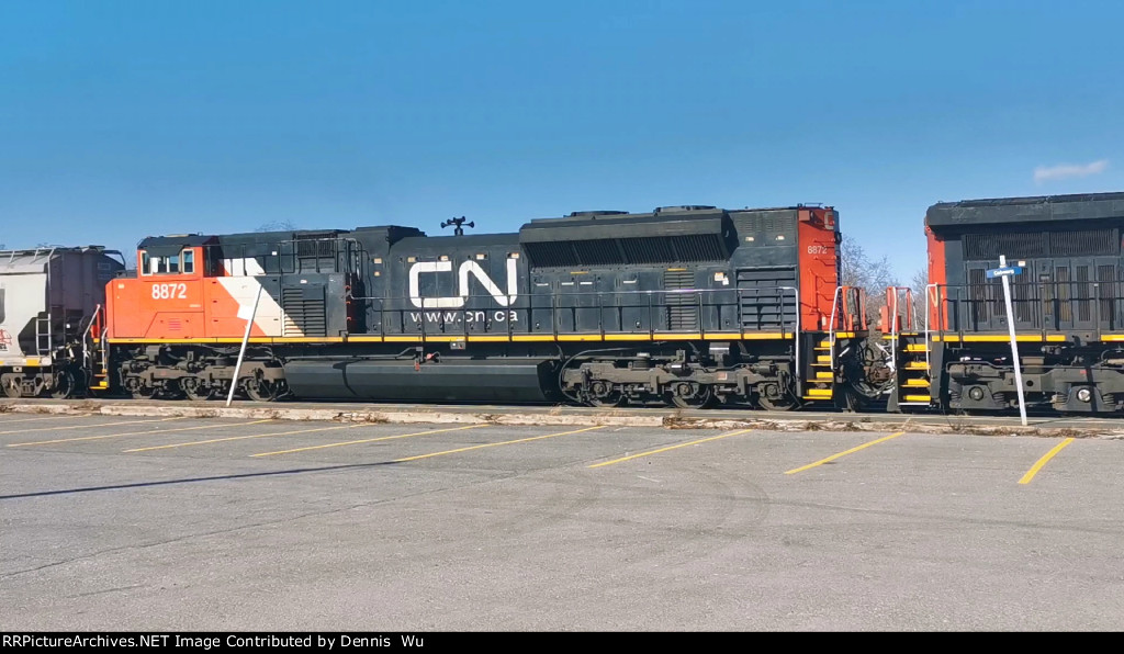 CN 8872